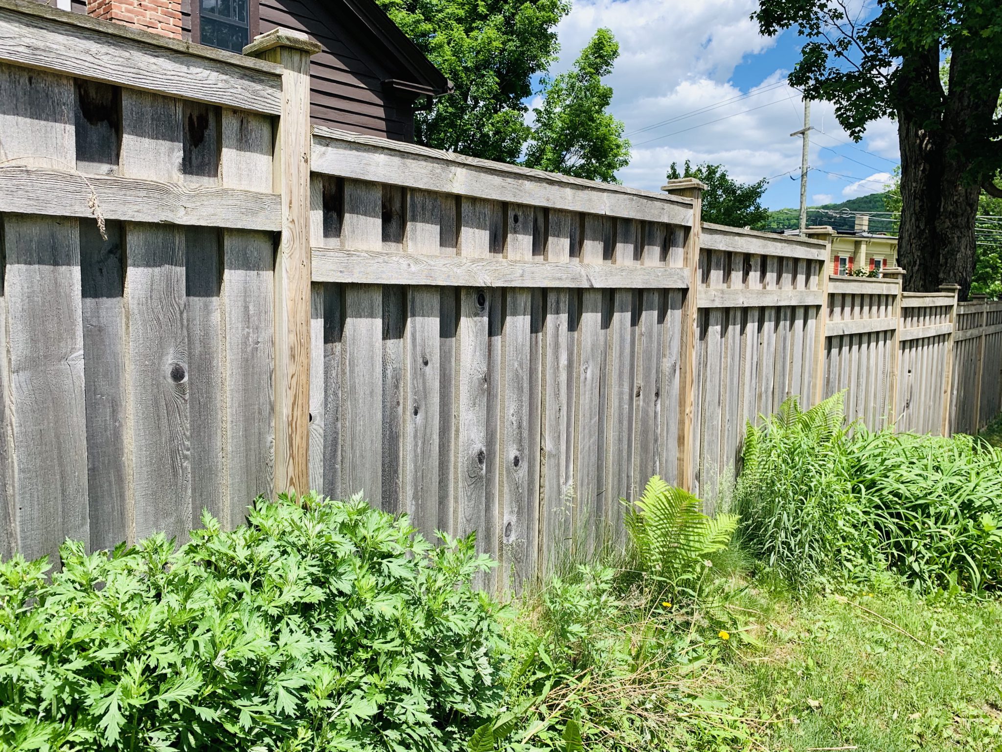 Wood Fences Archives - Blog - Williams Farm Fence